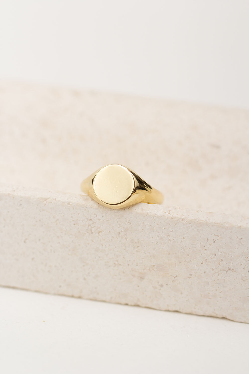 ANILLO SELLO GOLD – Maike Siegel